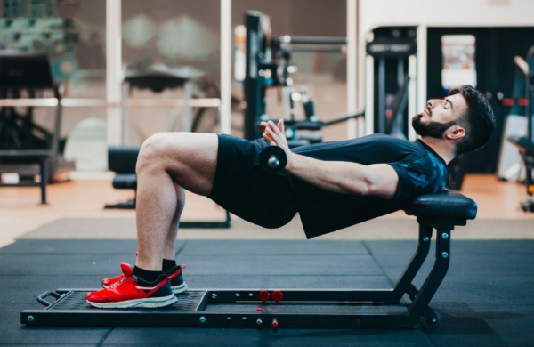 How To Do Hip Thrusts Correctly: Benefits and Muscle Worked