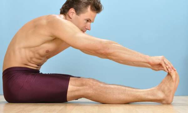 Strengthen Your Back and Improve Your Posture With This Five-Move ...